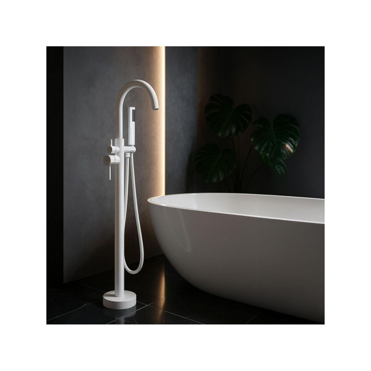 Rea Lungo grifo de bañera y ducha en suelo blanco REA-B7494